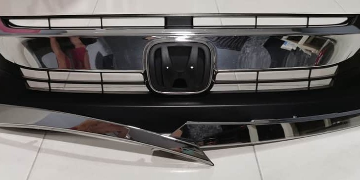 Honda civic fc grille original, Auto Accessories on Carousell