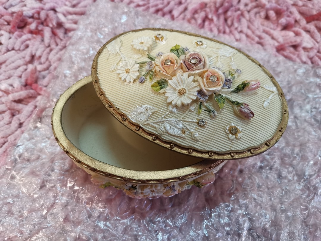 Jewellery box - clay - trinket box, Women's Fashion, Jewelry ...