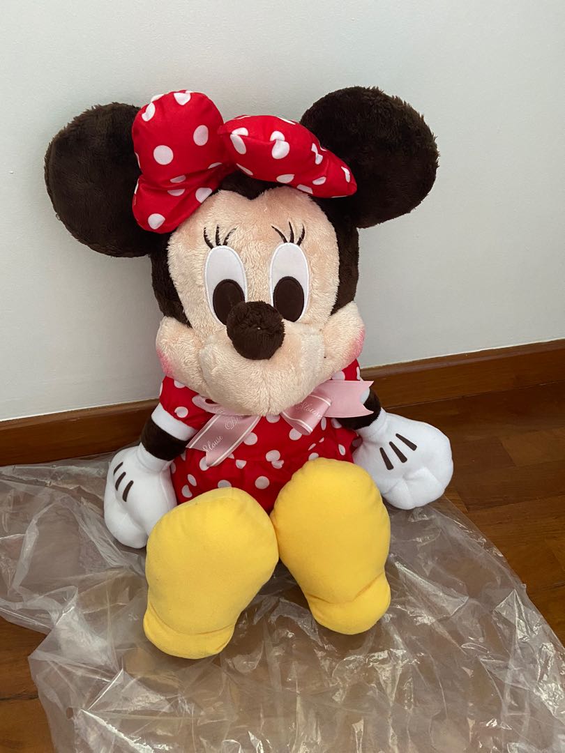 Minnie Mouse, Hobbies & Toys, Toys & Games on Carousell