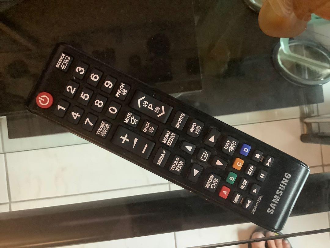 Samsung 32” Series 4 LED TV UA32J4003ARXXP, TV & Home Appliances, TV ...