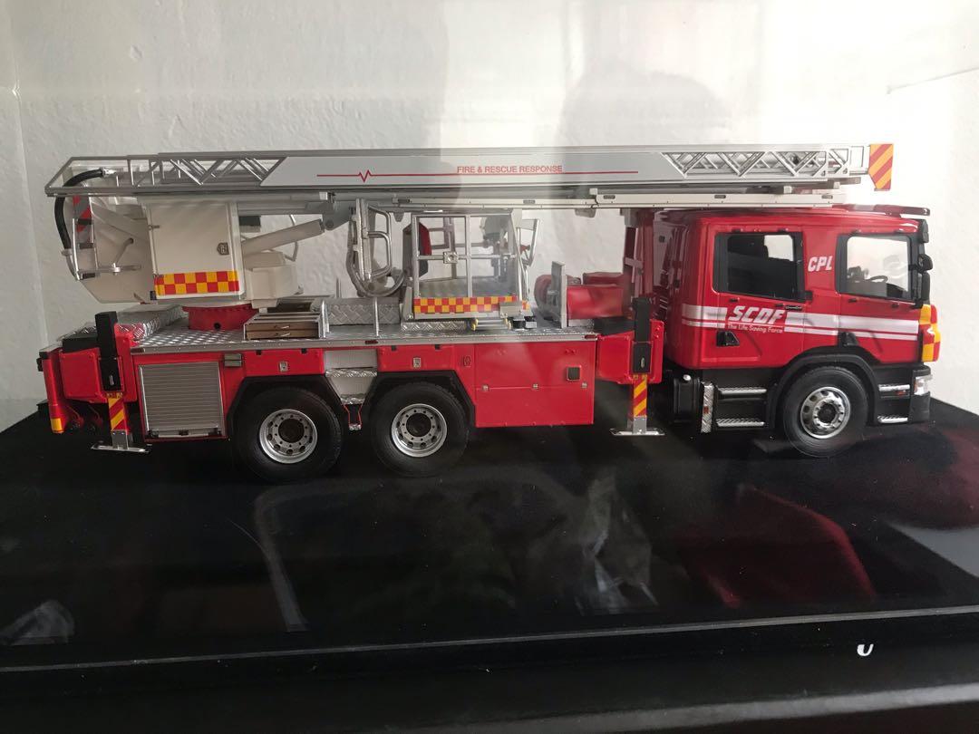 SCDF Combined Platform Ladder, Furniture & Home Living, Kitchenware ...