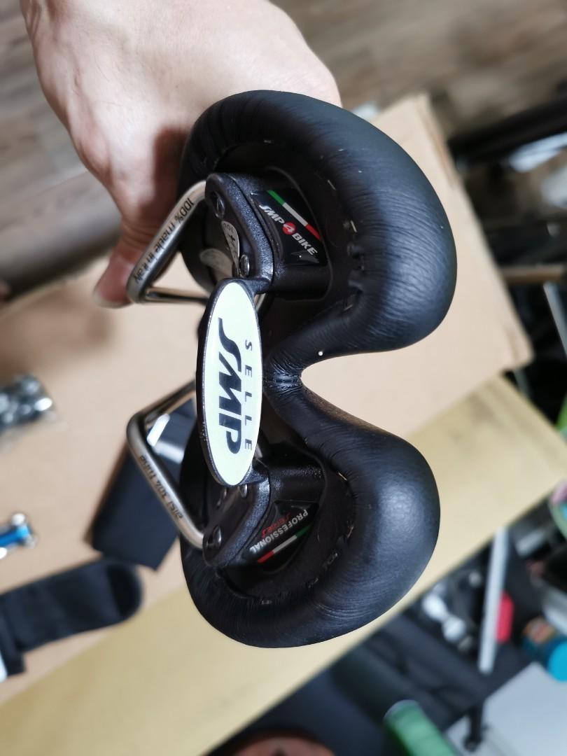 Selle SMP Lite 209, Bicycles & PMDs, Parts & Accessories on Carousell