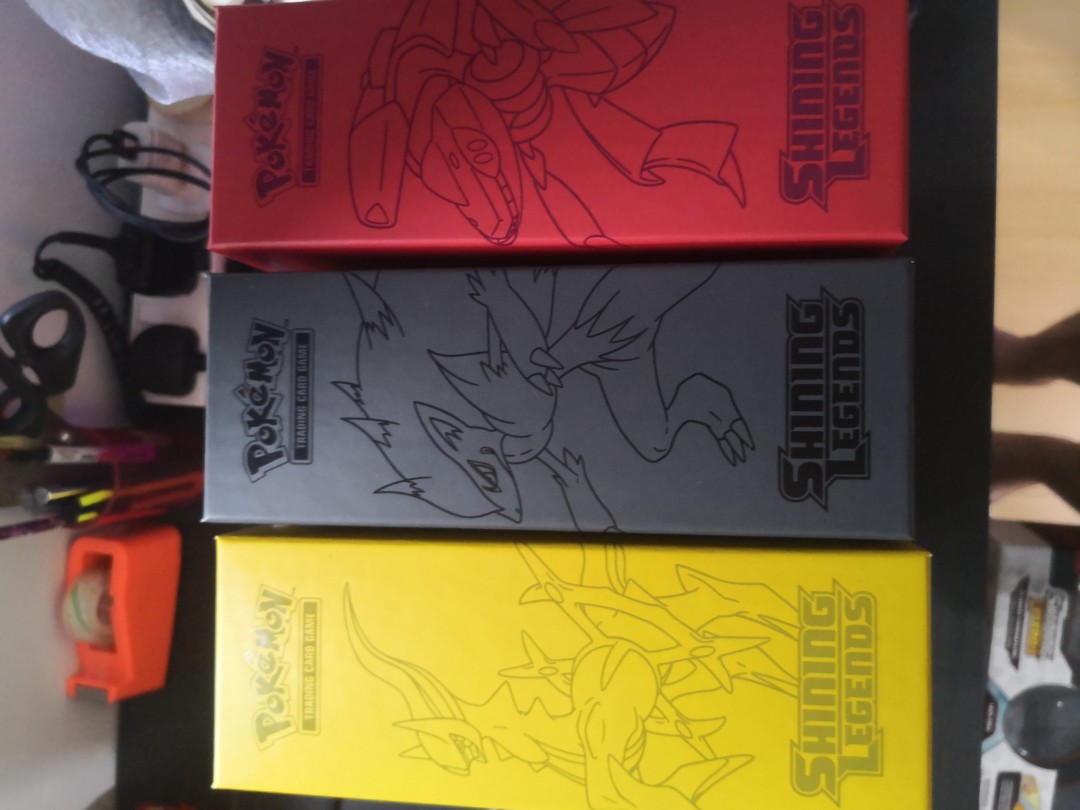 Shining legends Deckbox with Dividers, Toys & Games, Board Games ...