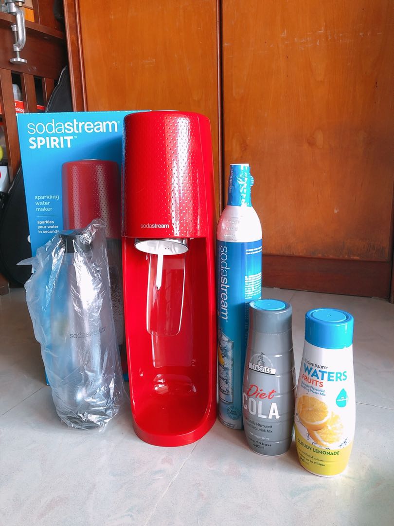 SodaStream Spirit - Red Manual, TV & Home Appliances, Kitchen ...