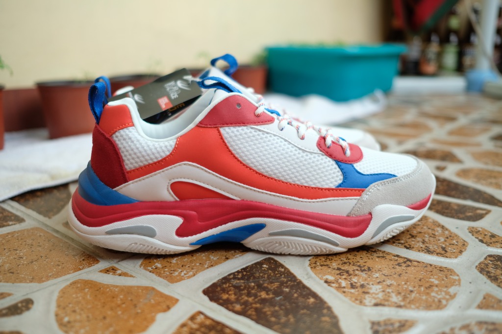 World balance Invictus London, Men's Fashion, Footwear, Sneakers on ...