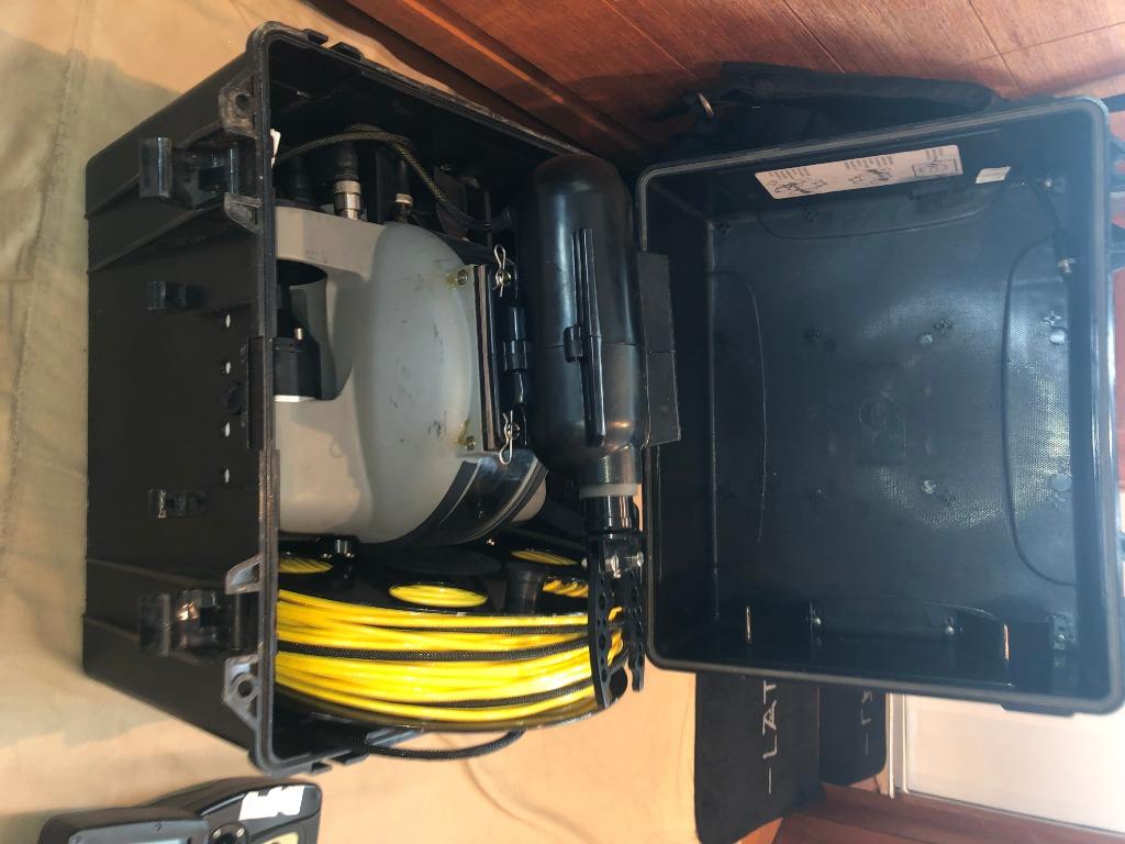 DEEP TREKKER DTG2 UNDERWATER ROV, Photography, Drones on Carousell