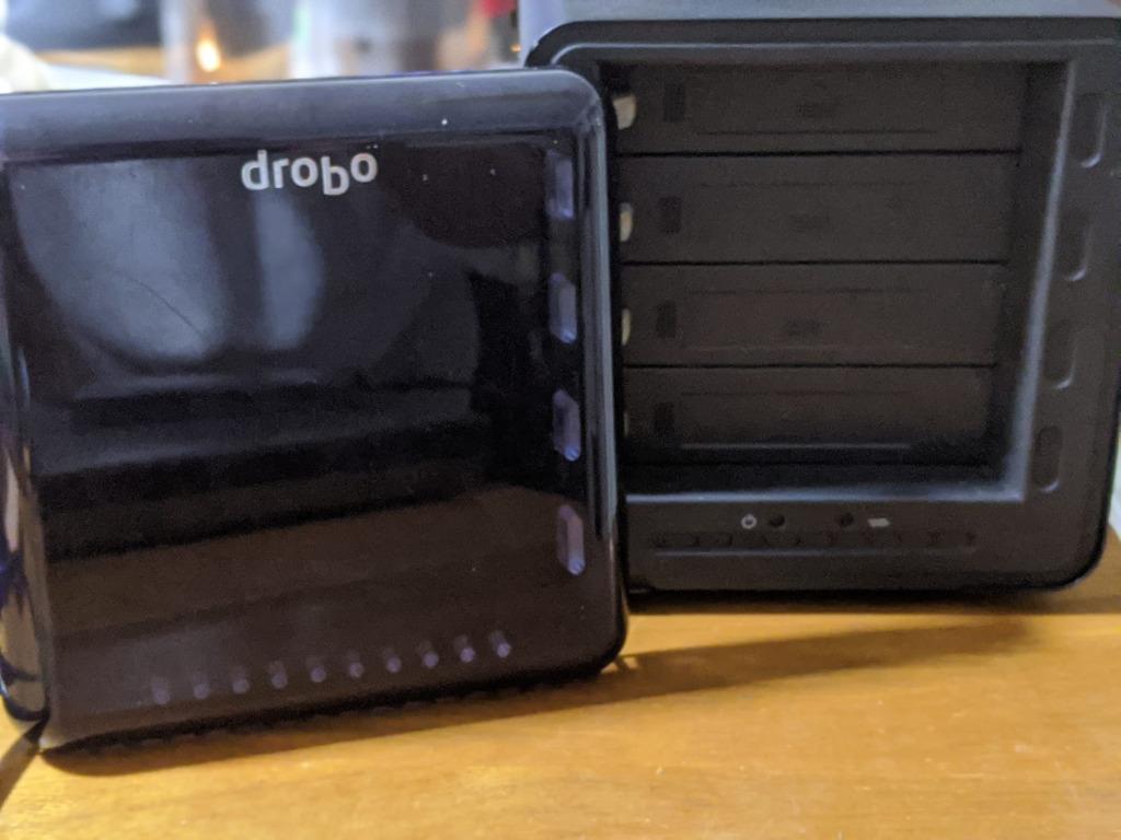Drobo Gen 3 USB 3.0 External 4-bay 3.5" HDD enclosure expandable beyond ...