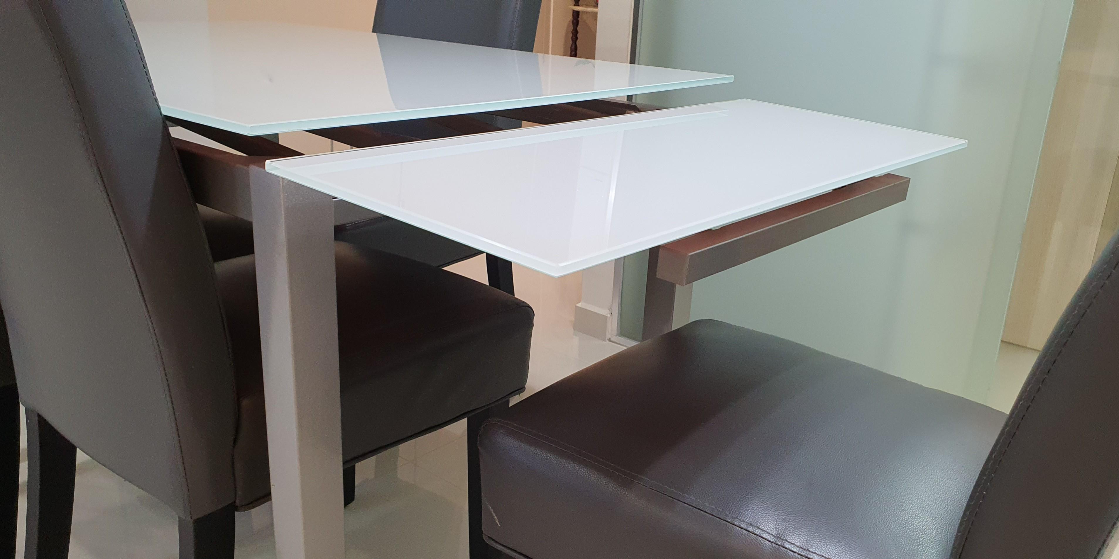 Extendable Glass Top Dining Table (110cm to 170cm) x 74cm, Furniture ...