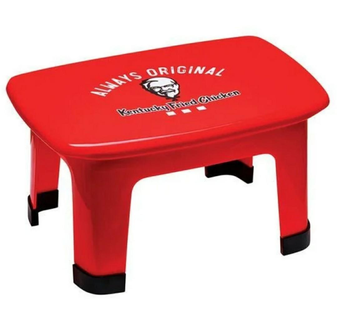 KFC x 紅A 櫈仔 絕版, 傢俬＆家居, 廚具和餐具, 茶具配件 - Carousell
