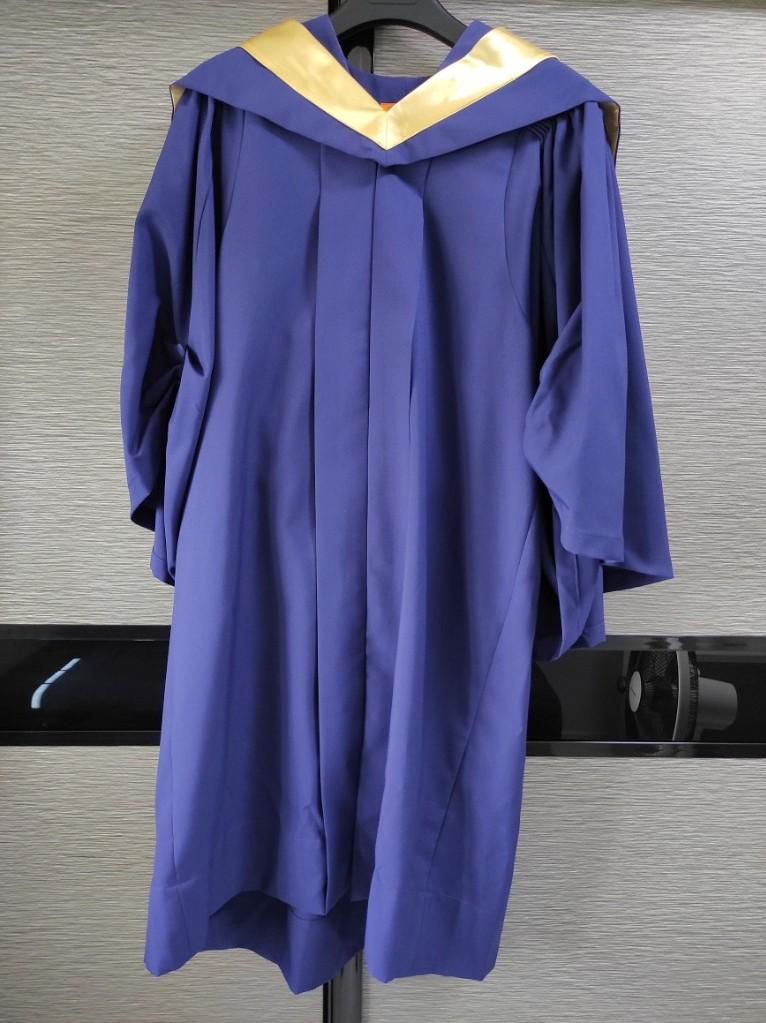 NUS Graduation Gown Full Set (Faculty of Science), Everything Else on ...