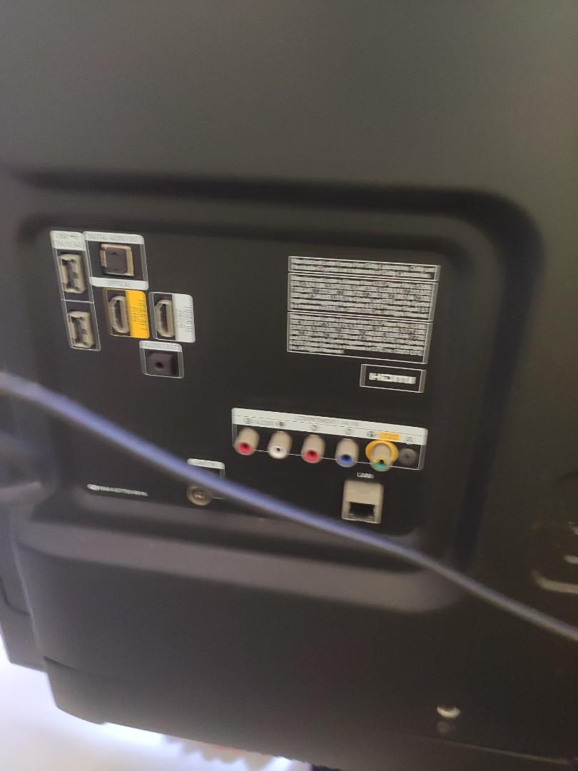 Old samsung smart LED tv UA46H5303AK FULL HD+, TV & Home Appliances, TV ...