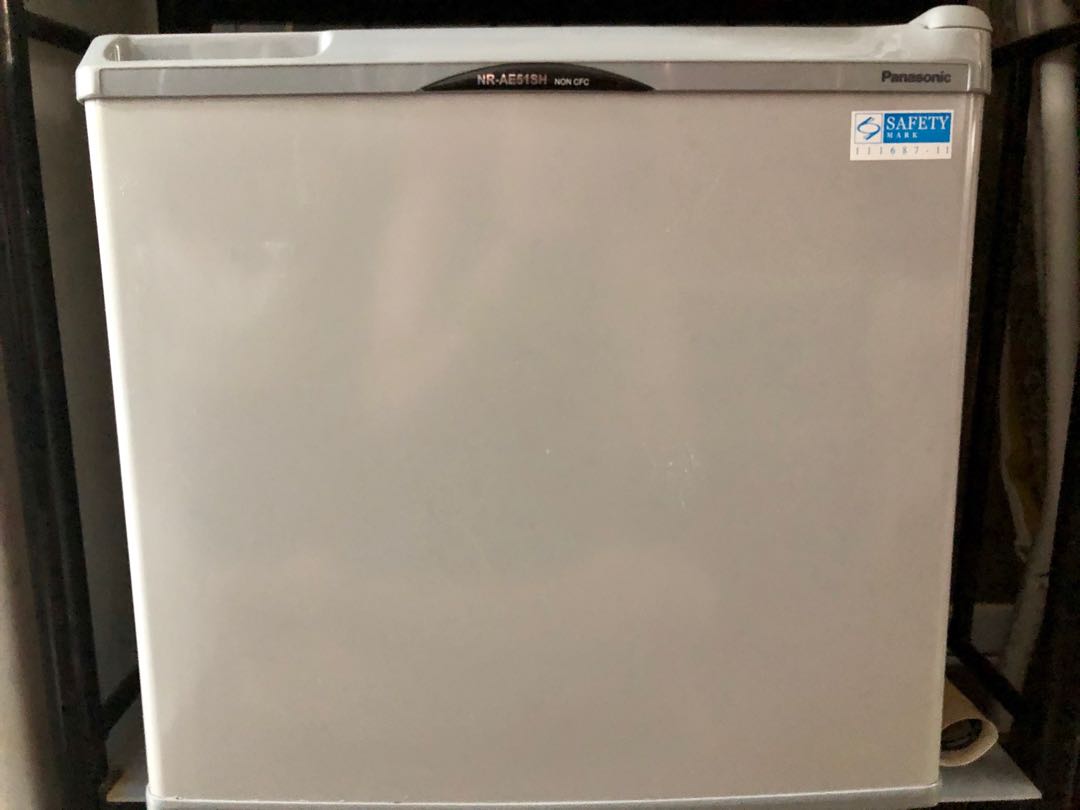 Panasonic 50L Mini Bar Fridge NR-AE51SH, TV & Home Appliances, Kitchen ...