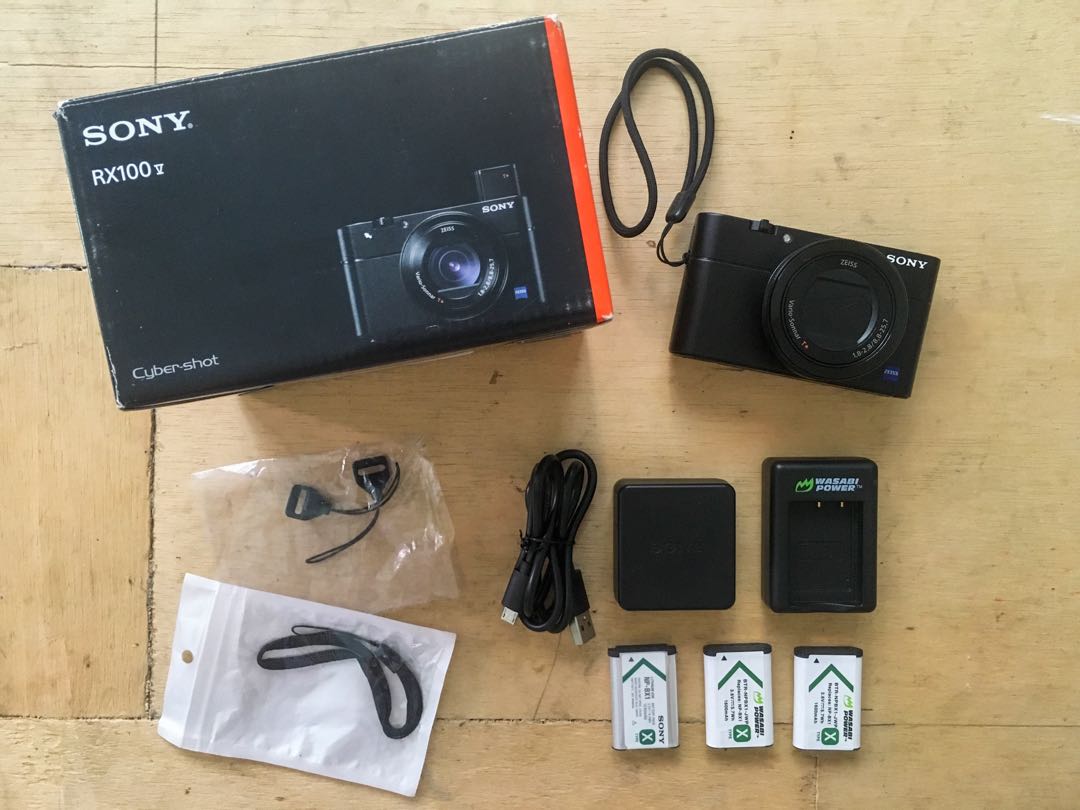 Sony RX100 V (M5), Photography, Cameras on Carousell