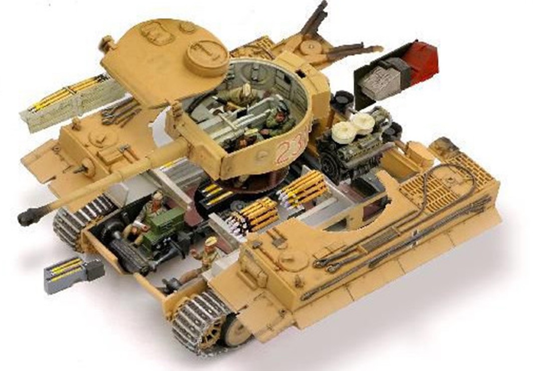 TAKARA TIGER Tank 1/48 model with High Details Split View Desert Camo ...