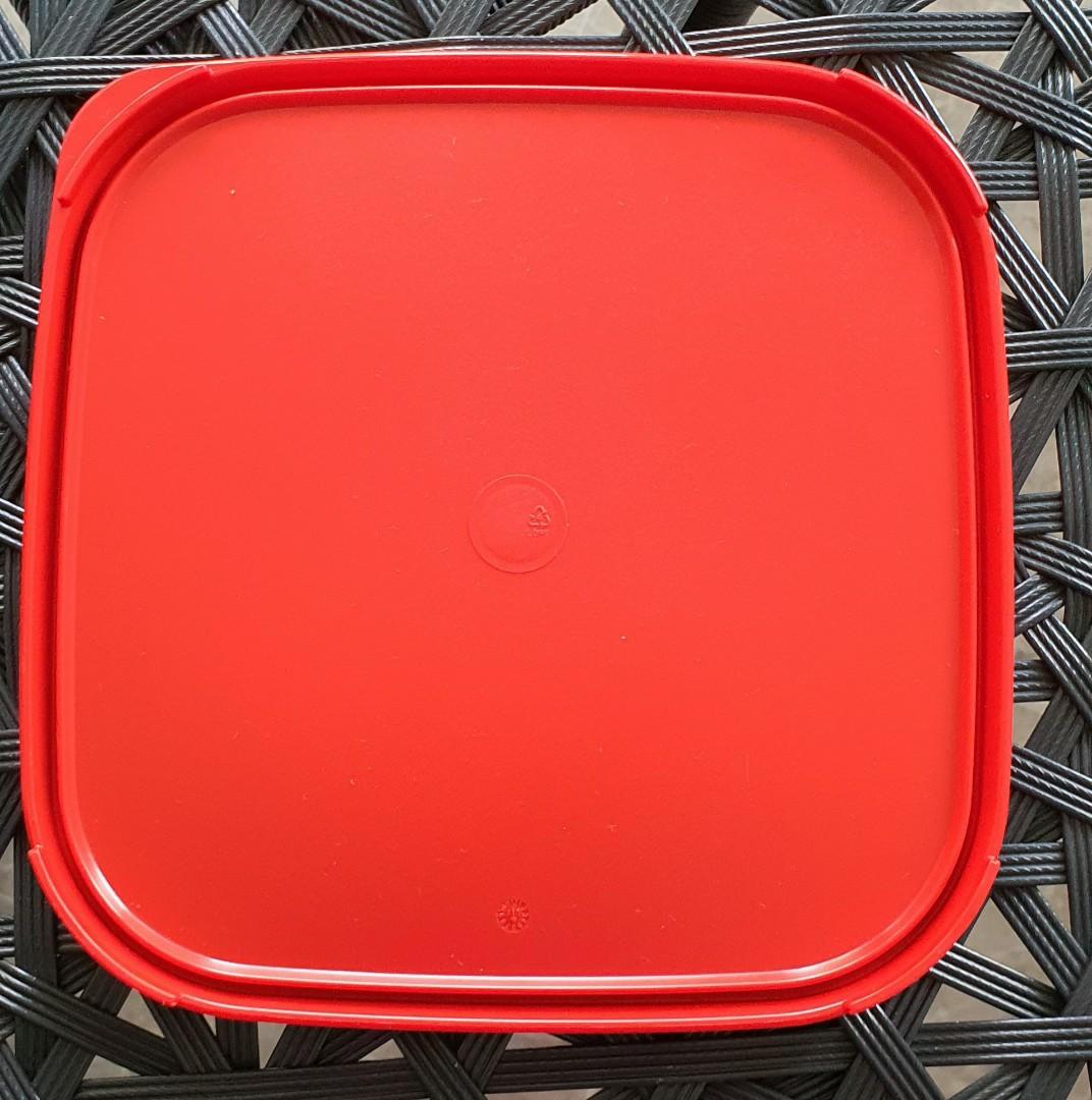 Tupperware 5.5L Container, Home Appliances, Kitchenware on Carousell