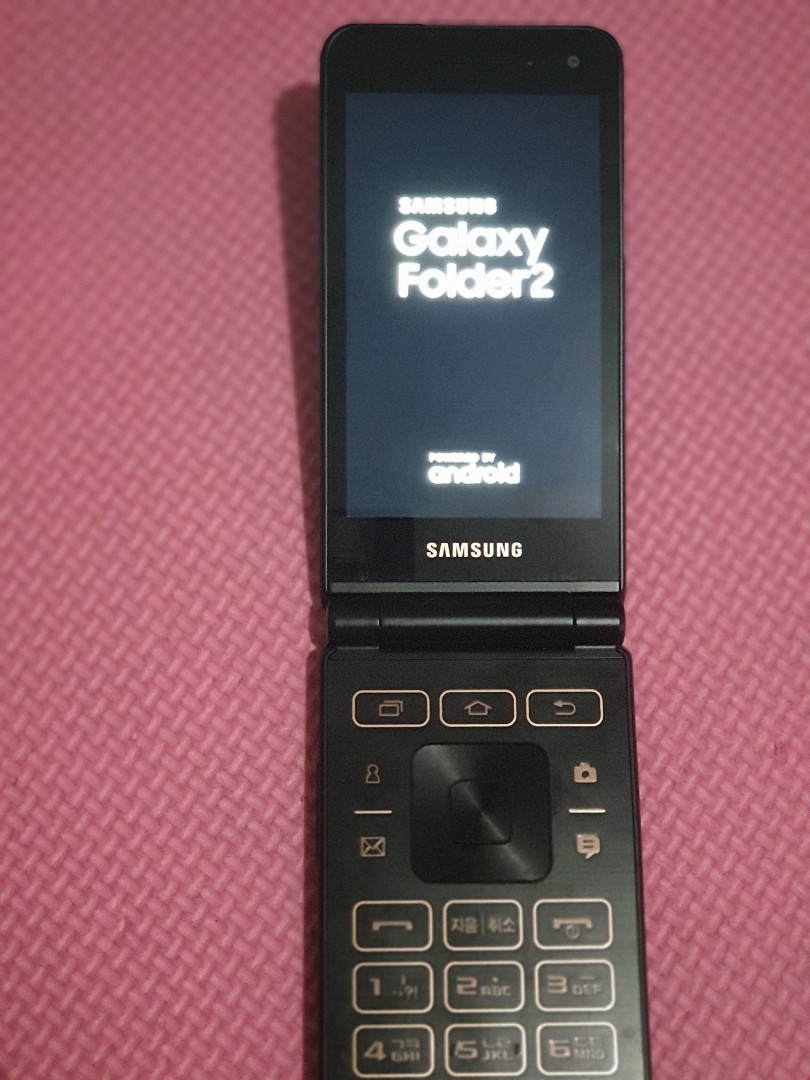 Samsung Folder2 16GB flip phone, Mobile Phones & Gadgets, Mobile Phones ...