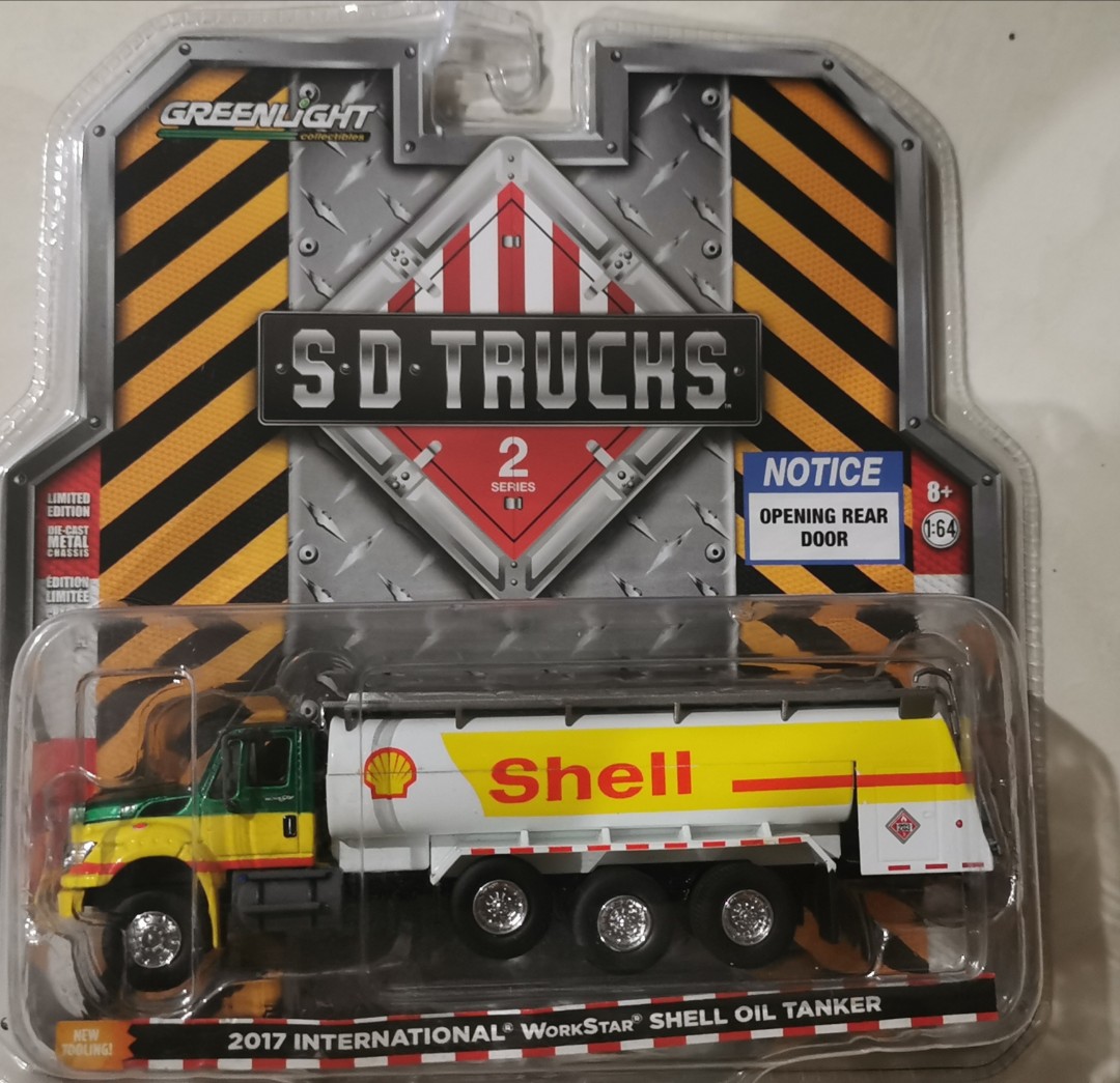 Shell Tanker Limited Edition 1:64, Hobbies & Toys, Collectibles ...