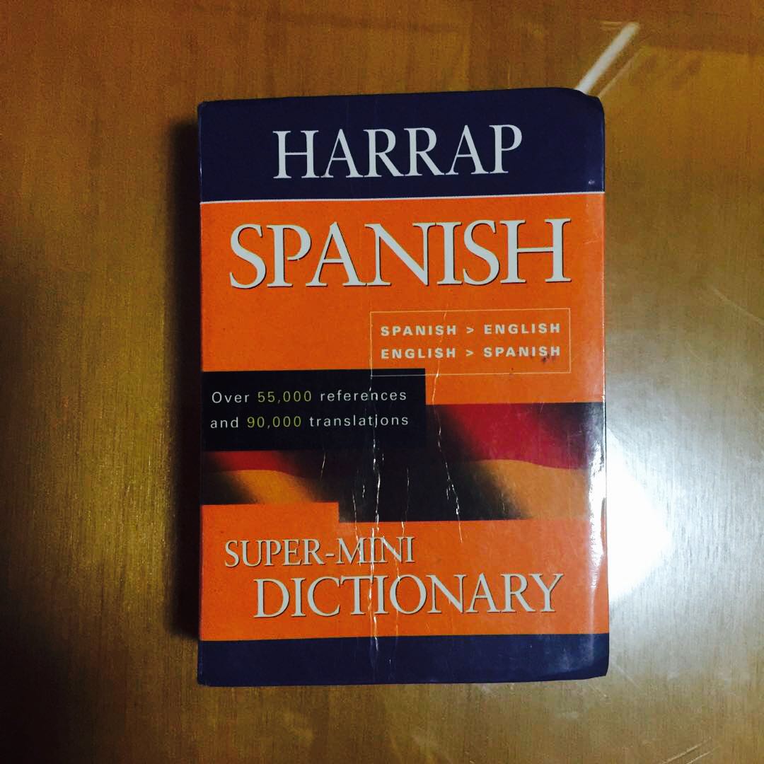 Spanish Dictionary 📖, Hobbies & Toys, Books & Magazines, Textbooks on Carousell