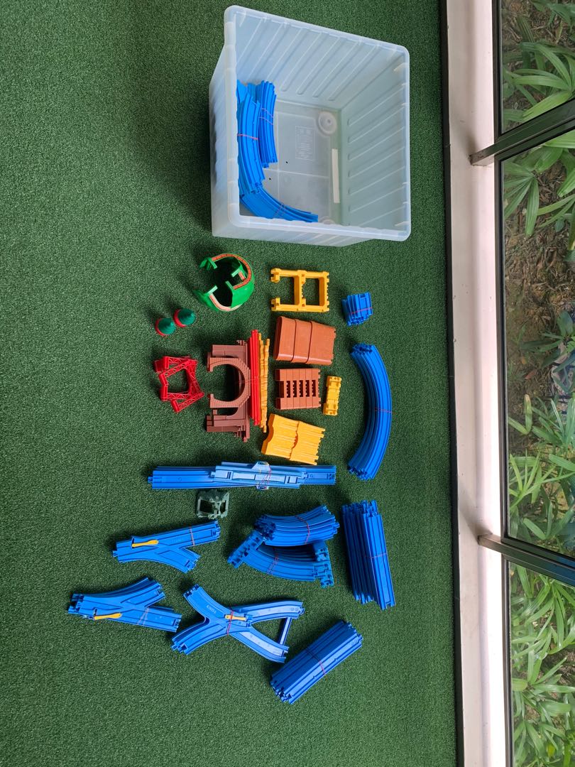 Thomas and Friends Train Tracks, Hobbies & Toys, Toys & Games on Carousell