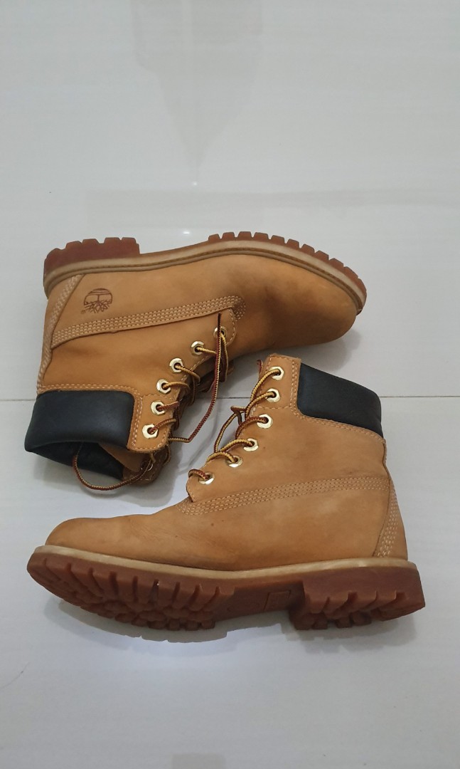 Timberland Boots, Fesyen Wanita, Sepatu di Carousell