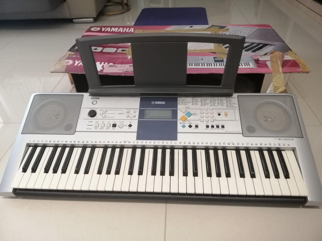 Yamaha PSR-E323 61-key Touch Sensitive Portable Keyboard (Adapter included!), Music & Media ...