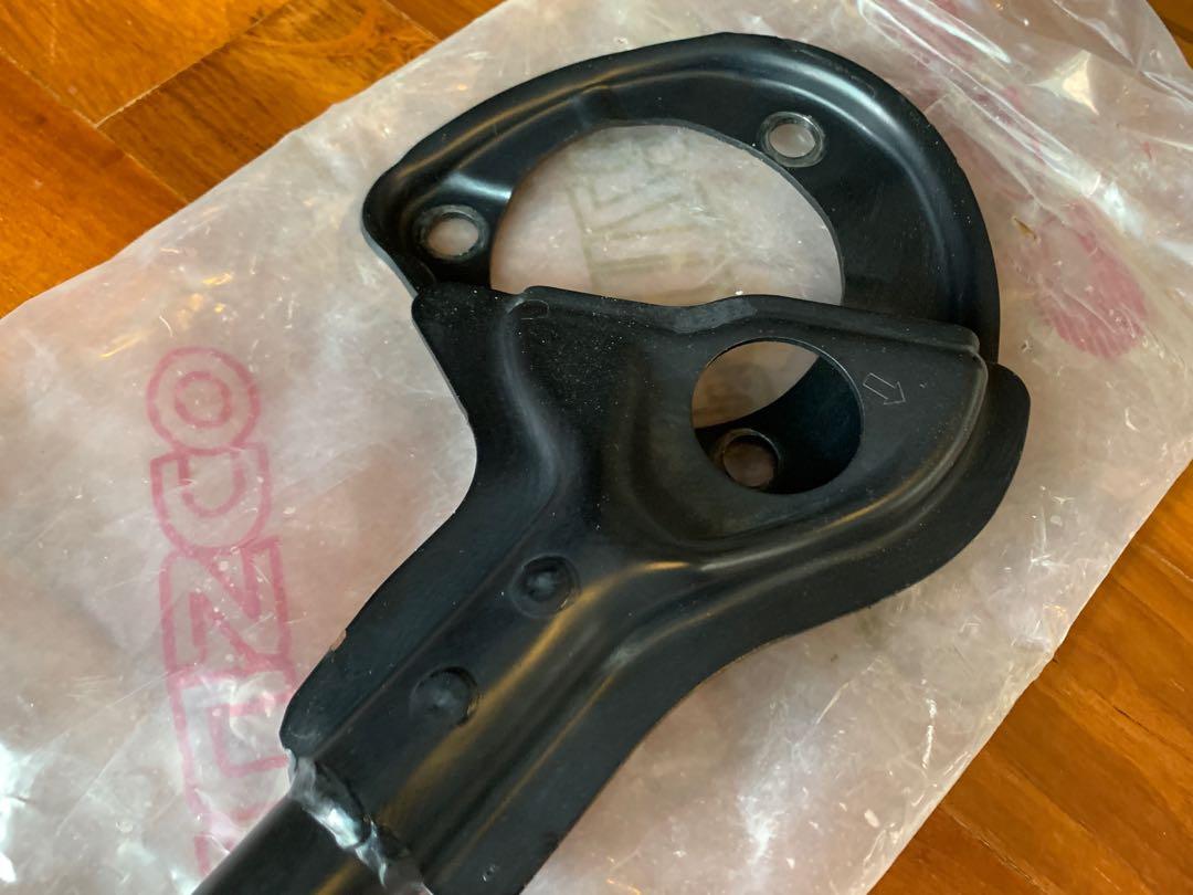 Evo 10 original strut bar, Car Accessories, Accessories on Carousell