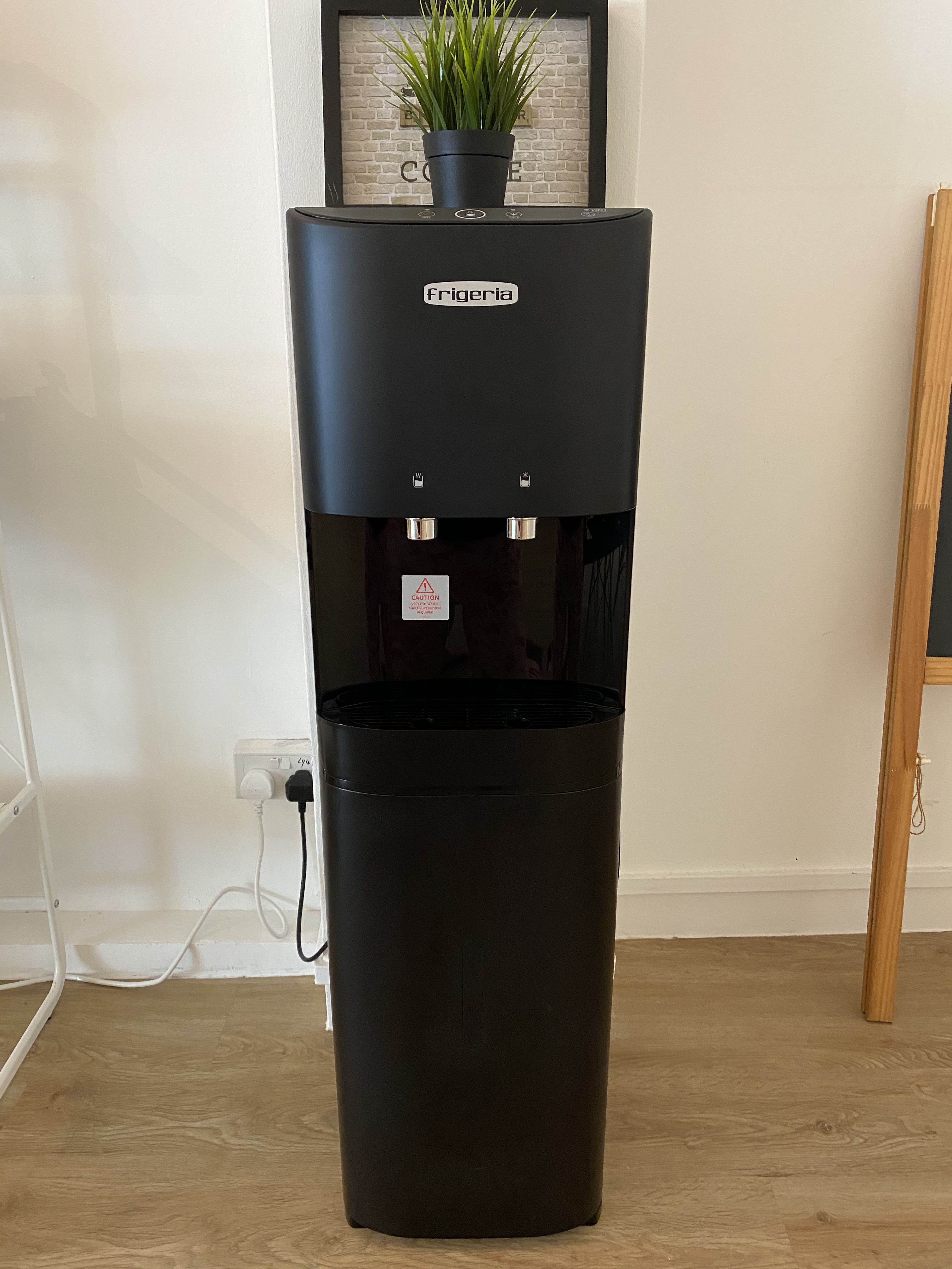Frigeria Hot & Cold water dispenser, TV & Home Appliances, Kitchen ...
