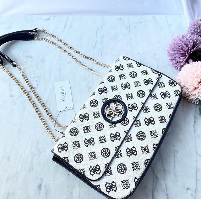 Guess Open Road Crossbody, Olshop Fashion, Olshop Wanita di Carousell