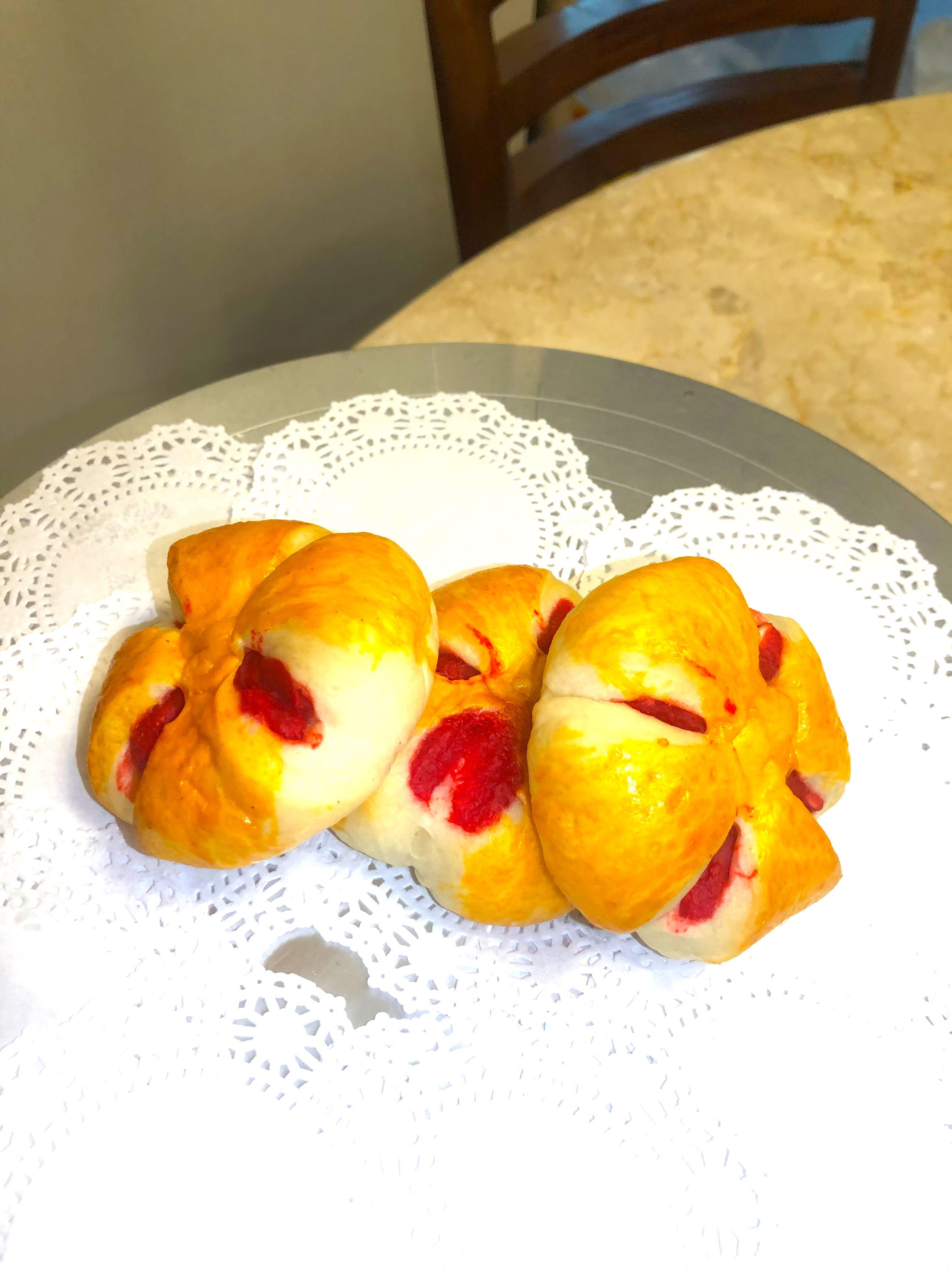 Kalihim Bread (pande regla/ube/monggo) 12 pieces, Food & Drinks ...