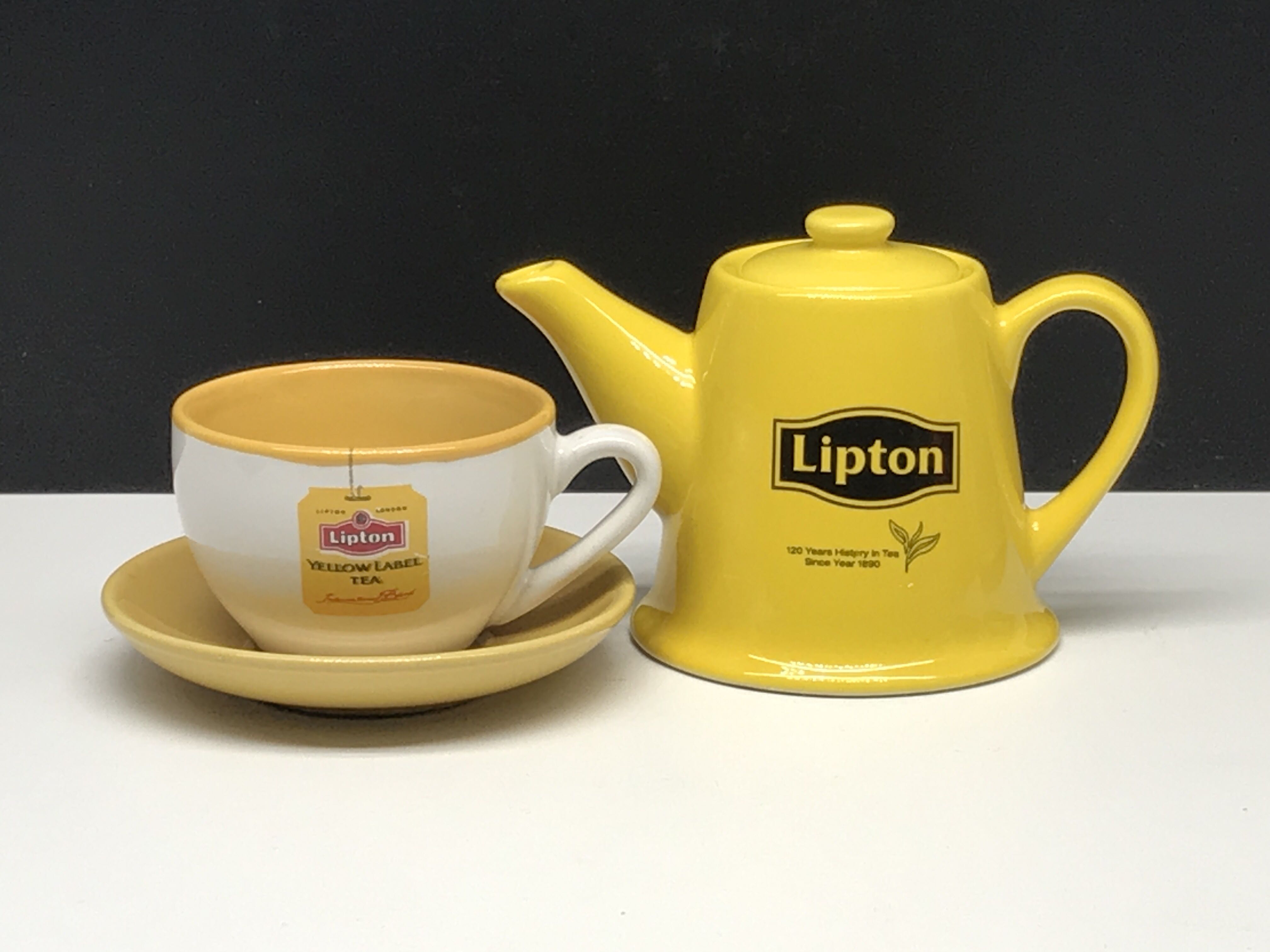 Vintage! Lipton Tea Pot & Tea Cup Set , Furniture & Home Living ...