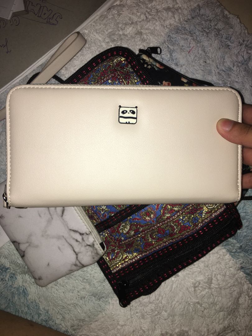 MINISO LONG POUCH WALLET, Women's Fashion, Bags & Wallets, Wallets ...