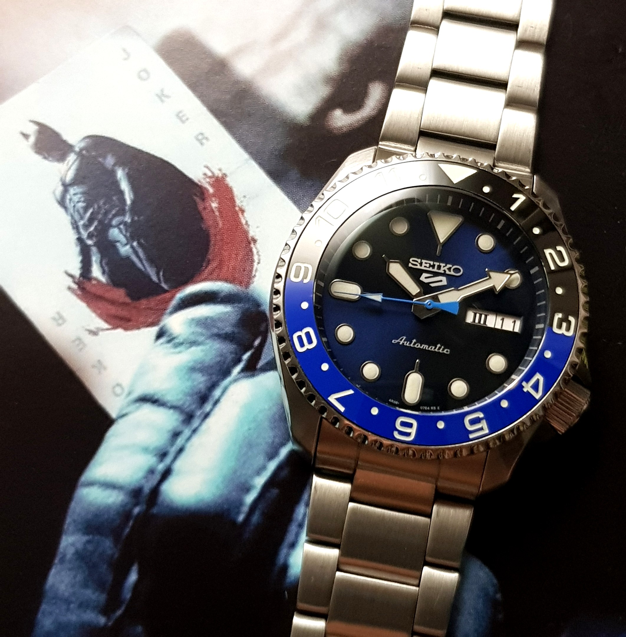 Seiko Batman Explorer Watch, Men's Fashion, Watches & Accessories ...