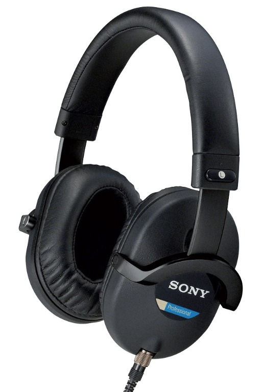 Sony MDR-7520 Pro Headphones, 音響器材, 頭戴式/罩耳式耳機 - Carousell