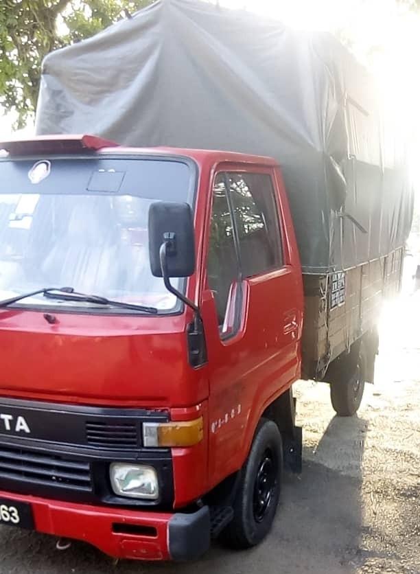 Toyota DYNA hi-ace, Cars, Cars for Sale on Carousell