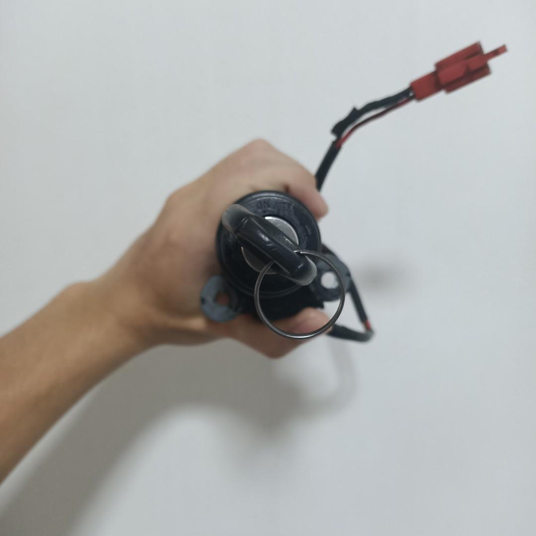 Yamaha YZF R15 V1/V2 Ignition and Key set, Motorcycles, Motorcycle ...