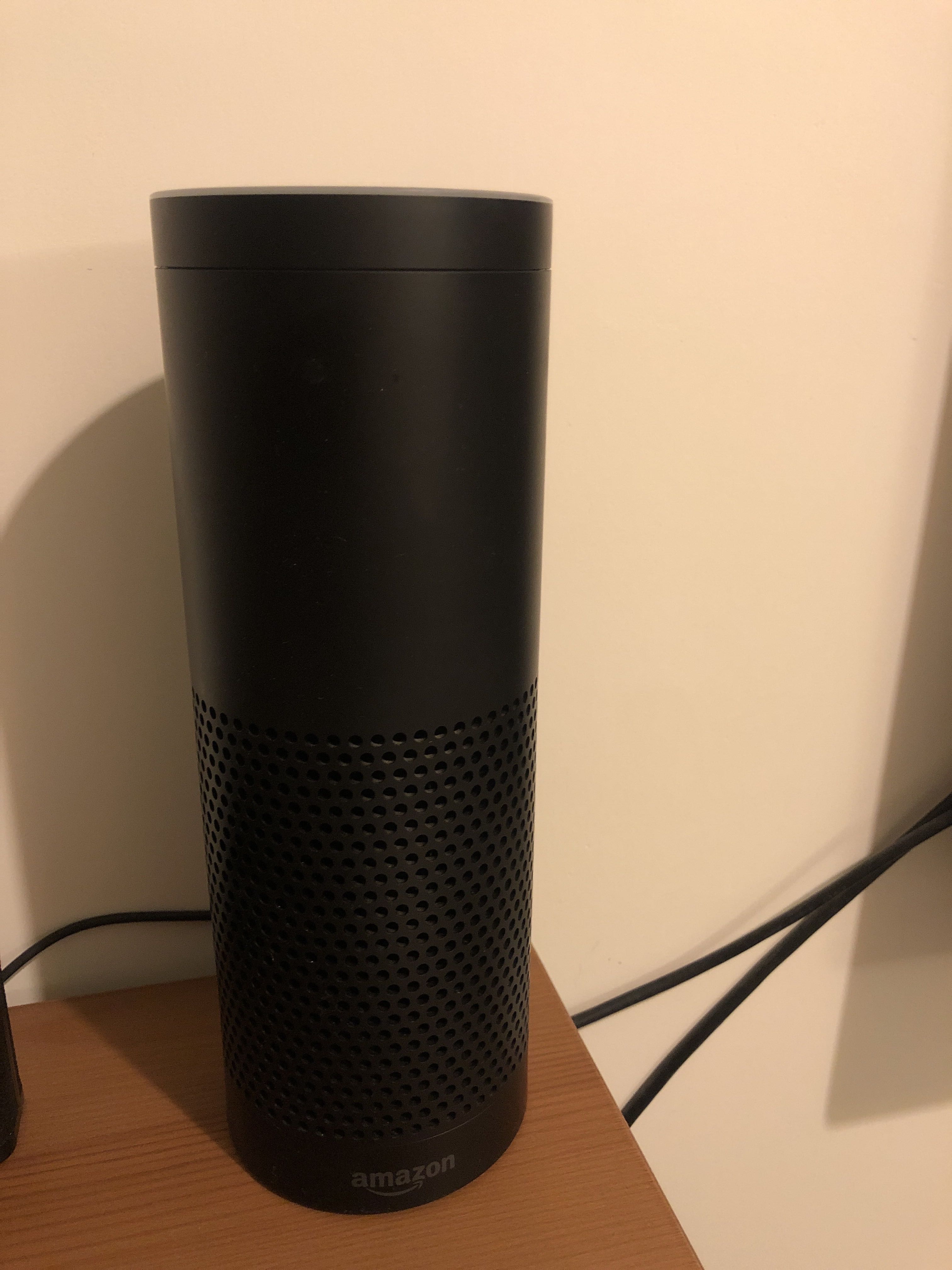 1st gen echo amazon Alexa Bluetooth WiFi speaker 第一代智能AI喇叭, 音響器材, 可攜式音響 ...