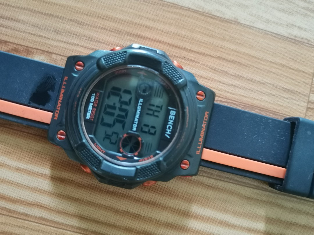 Bench Watch, Men's Fashion, Watches & Accessories, Watches on Carousell