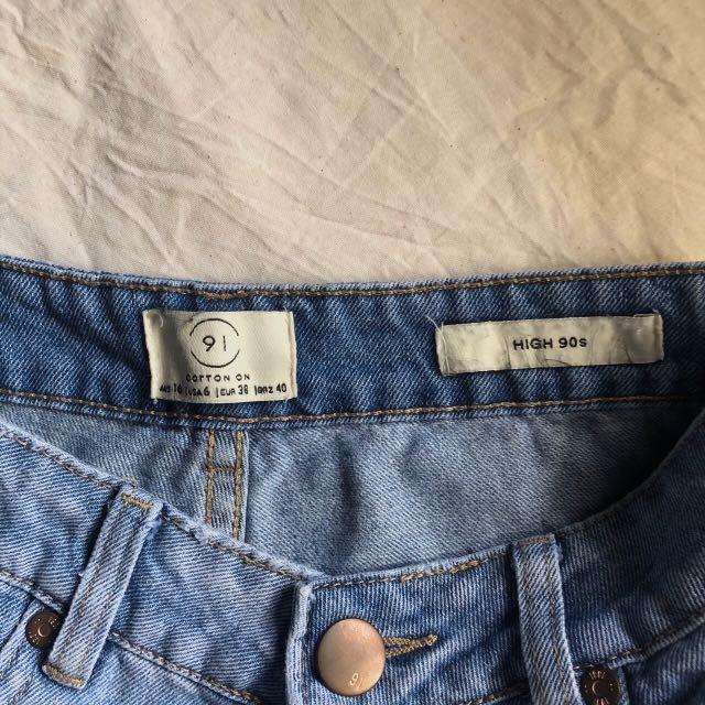 cotton on high 90s ripped jeans, Women's Fashion, Bottoms, Jeans ...