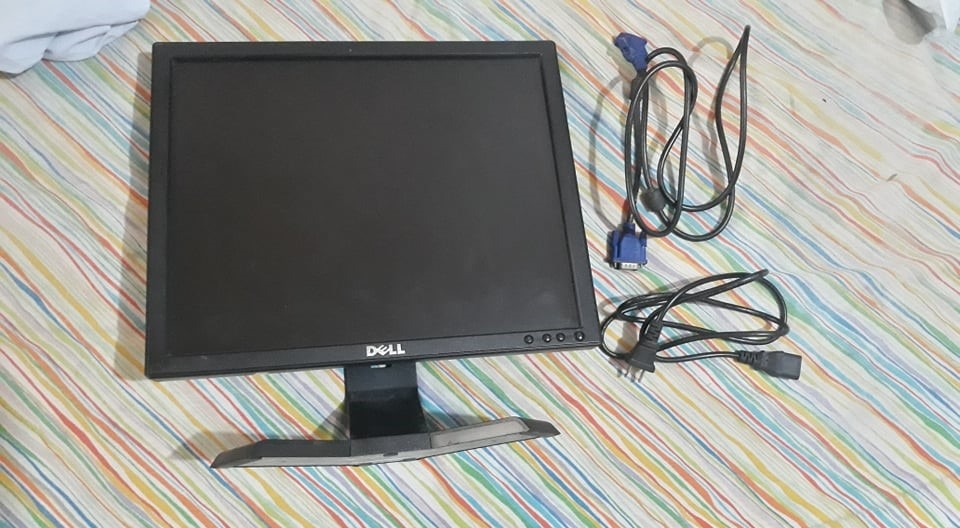 Dell 17 inch Monitor, Computers & Tech, Parts & Accessories, Monitor ...