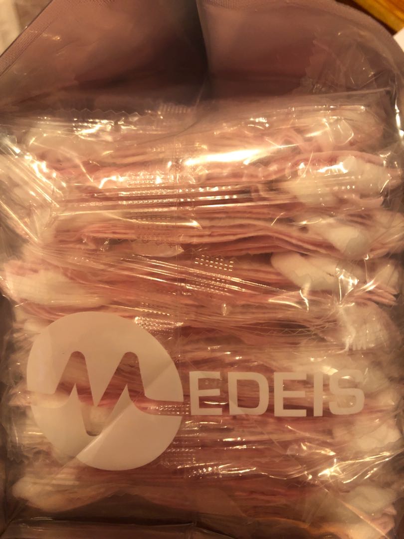 Medeis 粉紅色口罩 50 個bfe,vfe,pfe 全齊 每5 個獨立包裝現貨, 美容＆化妝品, 皮膚護理, 面部 - 面部護理 ...