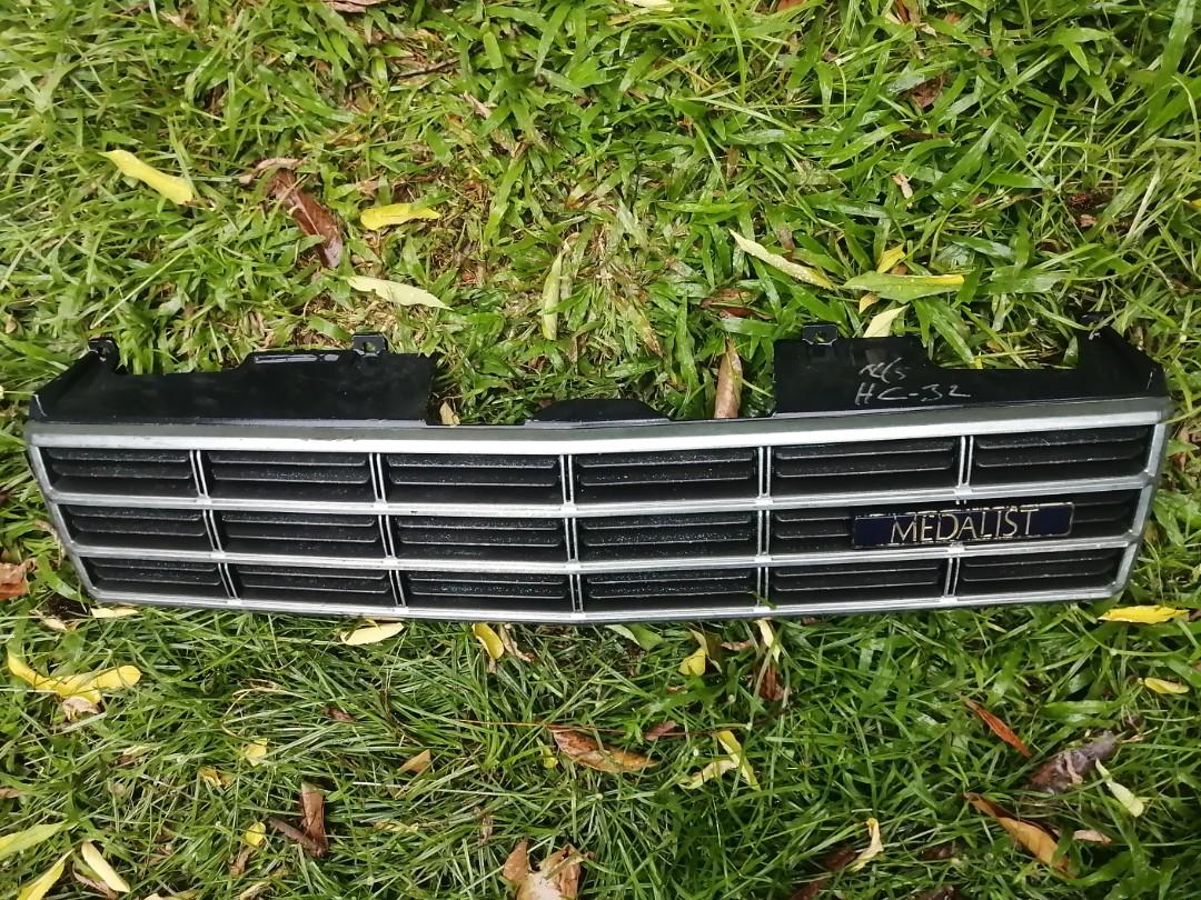 Original Grill Nissan Laurel Medalist HC32 Hardtop, Auto Accessories on ...