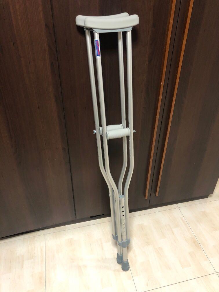 Clutches for walking, Health & Nutrition, Assistive & Rehabilatory Aids ...