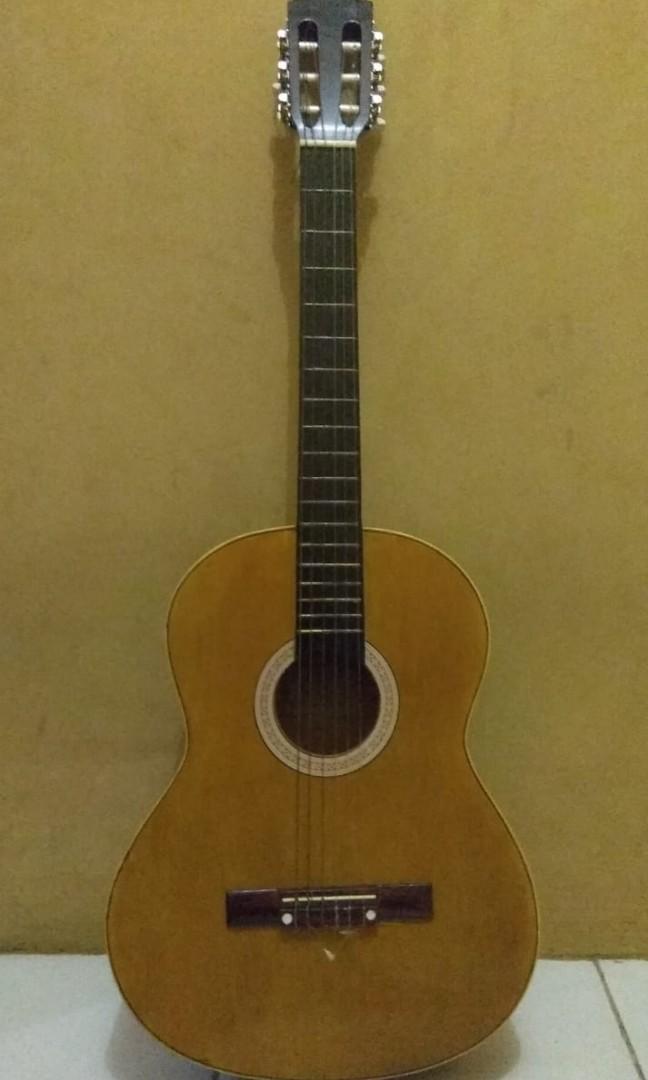 GITAR AKUSTIK MERK CHORT, Musik & Media, Alat di Carousell
