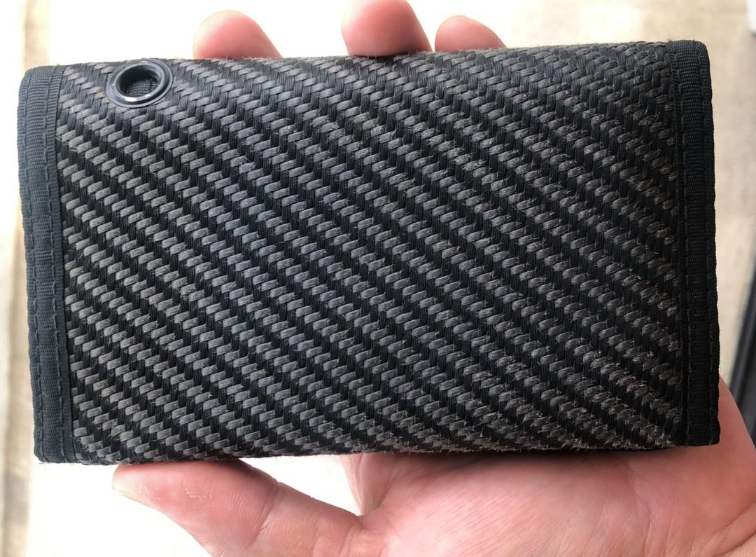 oakley cf kevlar large wallet, Men's Fashion, Watches & Accessories ...