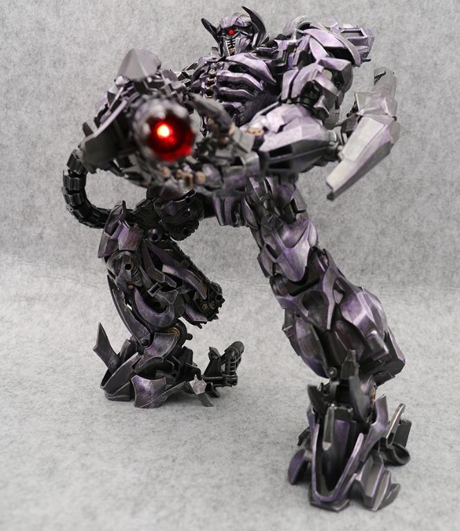 [OVERSIZED TRANSFORMER] Optimus Prime / Megatron / Shockwave, Hobbies ...