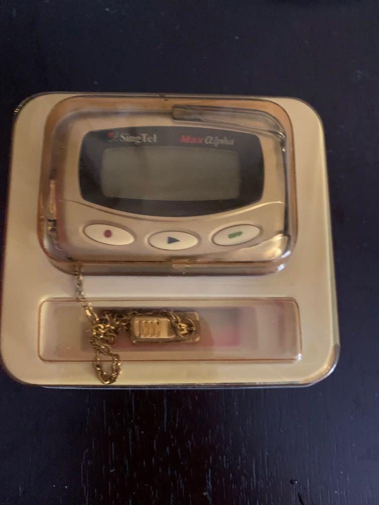 Pager vintage max alpha, Mobile Phones & Gadgets, Mobile & Gadget ...