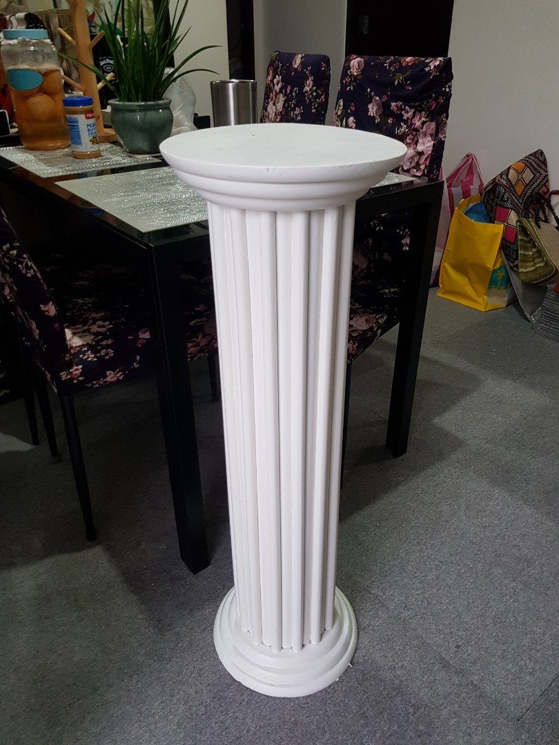 Round Fluted Wooden Pedestal, Furniture & Home Living, Home Improvement ...