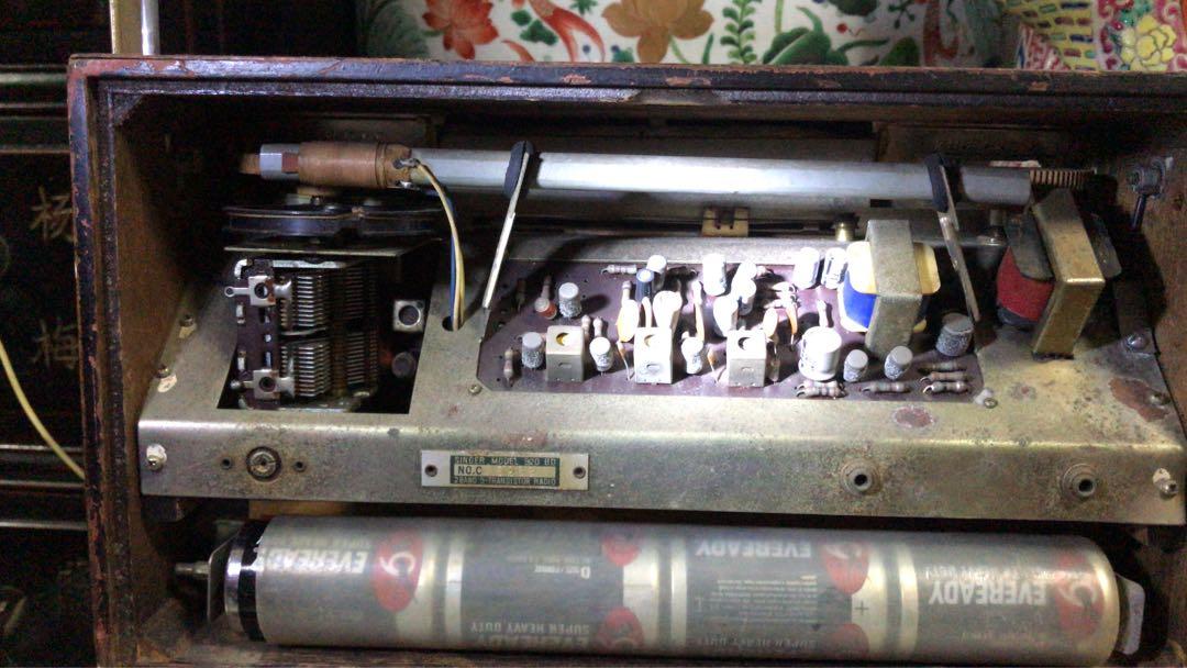 Vintage singer radio, Hobbies & Toys, Memorabilia & Collectibles ...
