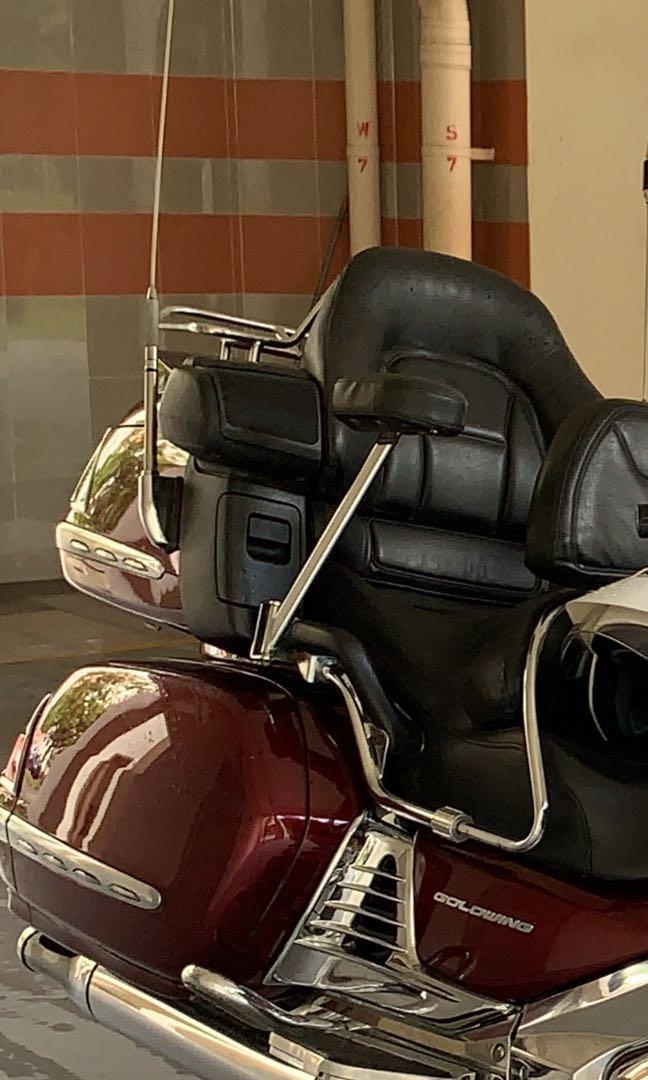 Goldwing GL1800 arm rest, Motorcycles, Motorcycle Accessories on Carousell