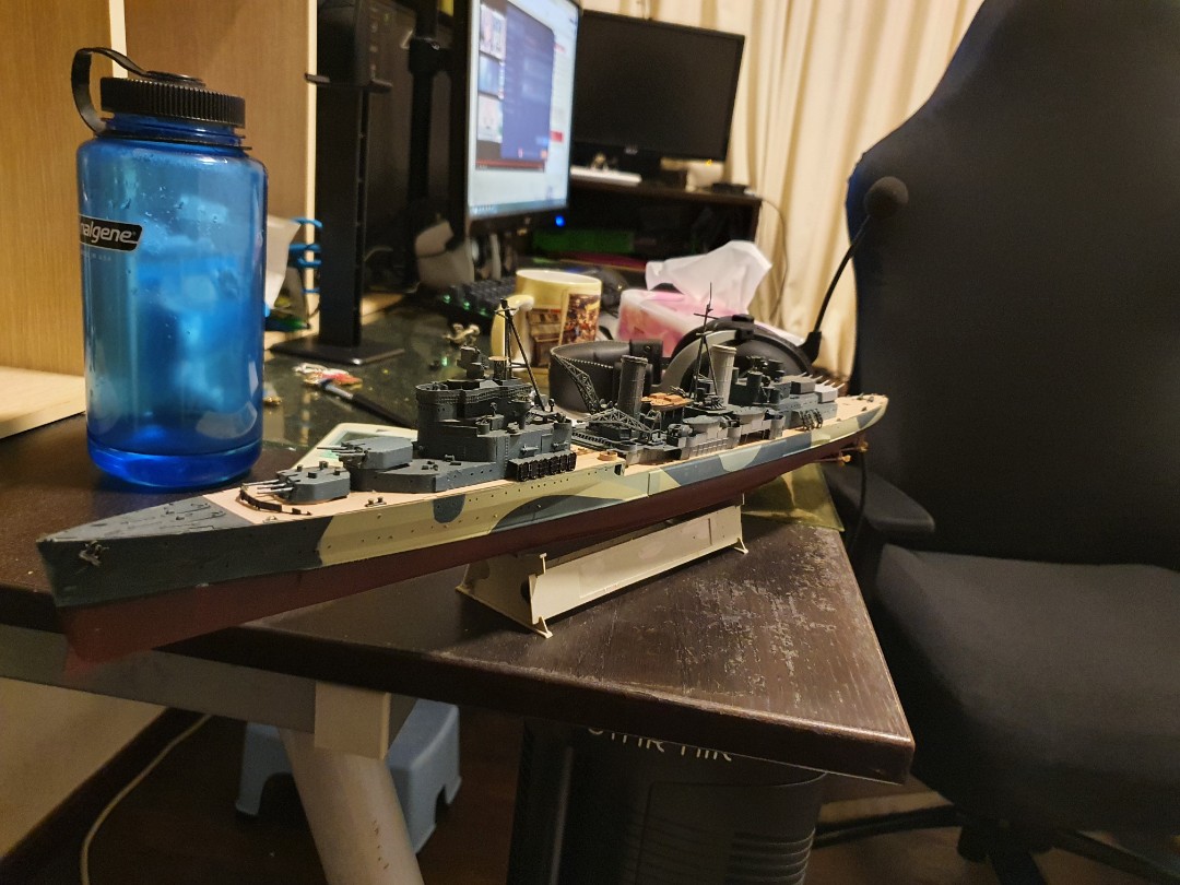 HMS BELFAST Model ship display PAINTED 1/350, Hobbies & Toys ...